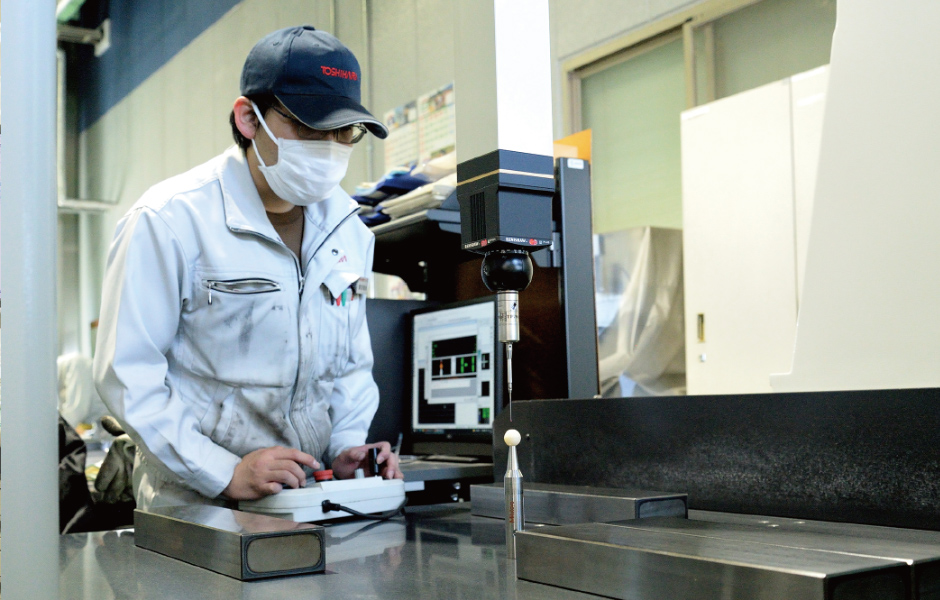 採用情報 | 社内設備 | ダイカスト金型の株式会社 寿原テクノス